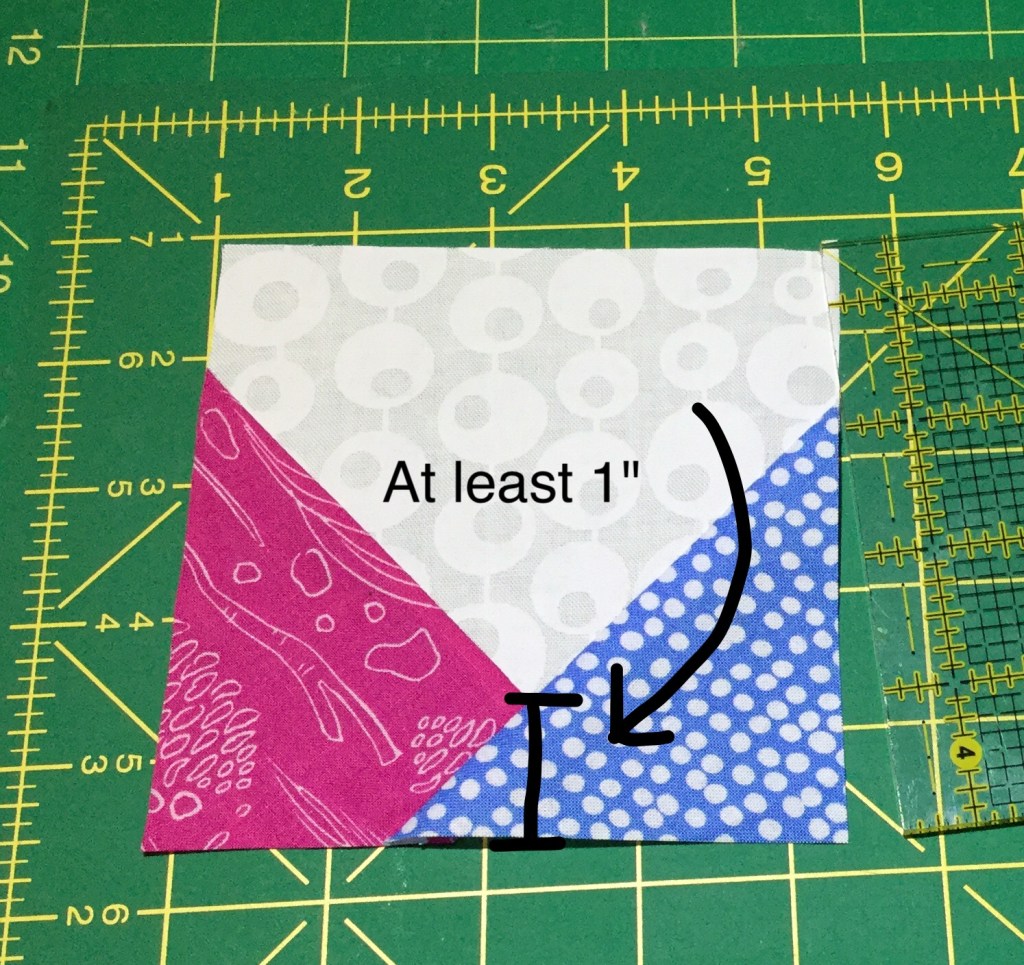 Square scrappy block – Tutorial | The Lilac Cat